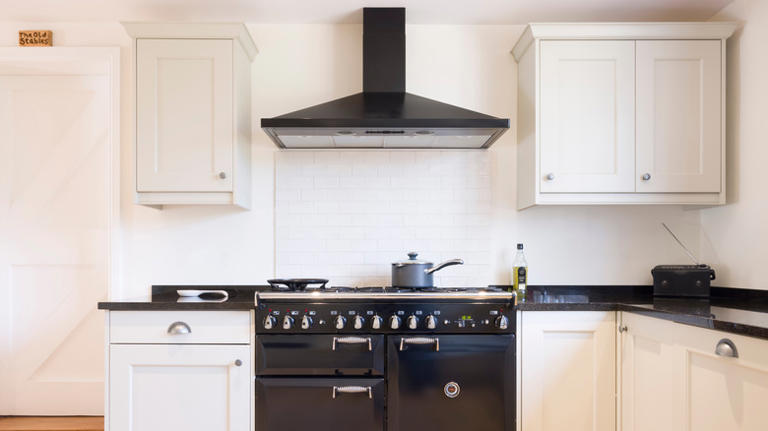 The Downsides Of A Modular Kitchen Design (& Better Alternatives)