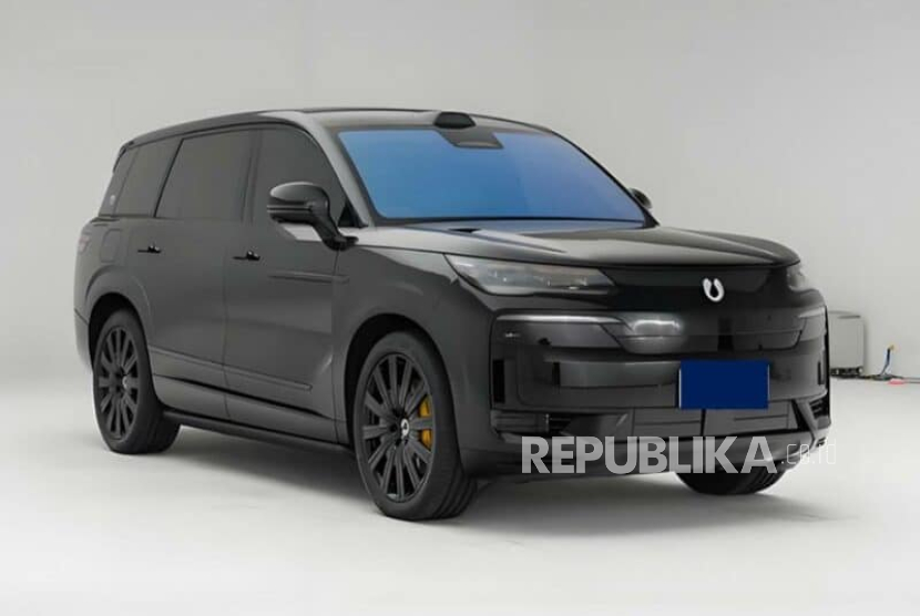 SUV BYD Denza N9 Pesaing Toyota Land Cruiser Diluncurkan, Harga Rp 900 ...