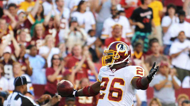 Former Washington running back Clinton Portis is coming back to football