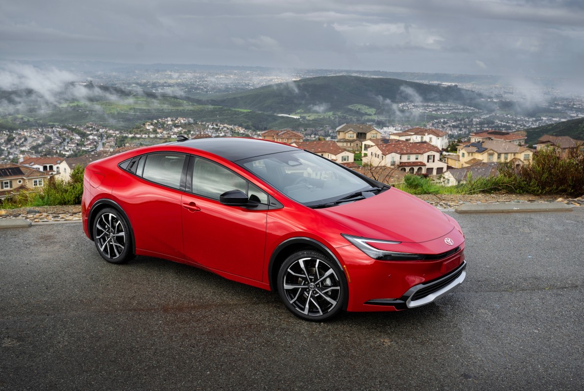 Toyota sweetens December with new 2026 Prius lease offer