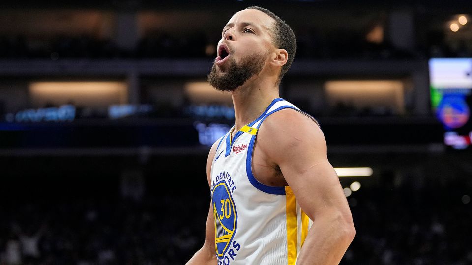 Steph Curry reaches historic scoring milestone as Warriors continue ...