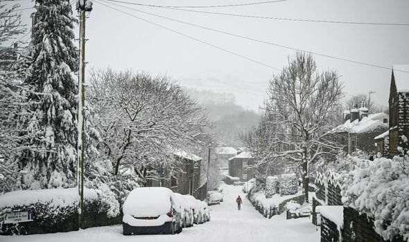 UK snow maps show exact date 480-mile blizzard will hit 53 counties ...