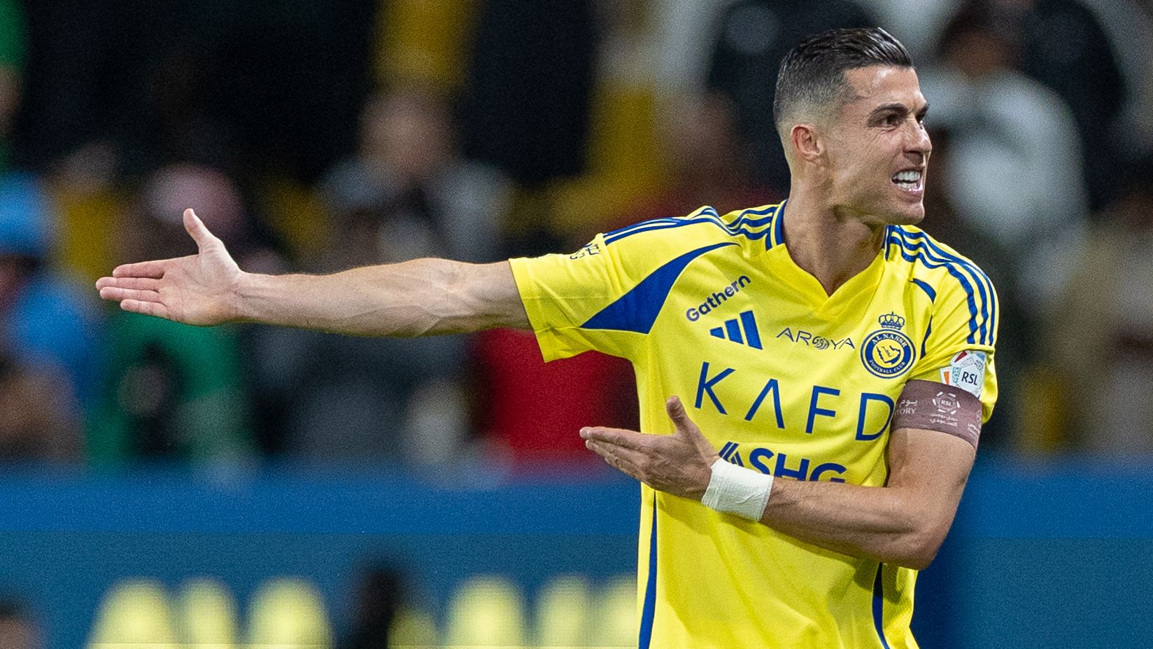 'Behaves like a kid!' - Fans tear into Cristiano Ronaldo after Al-Nassr ...