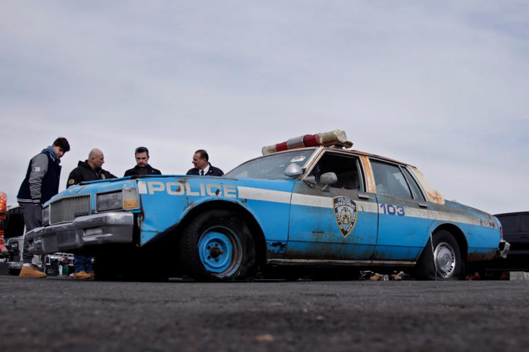 NYPD patrol car beloved cop was executed in by drug deal was left for ...