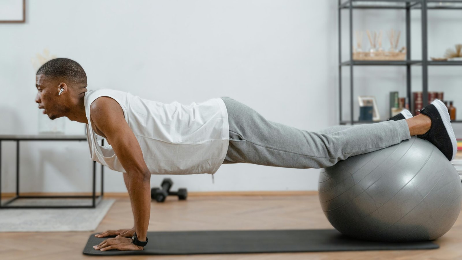 The rise of home workouts in the post-gym era