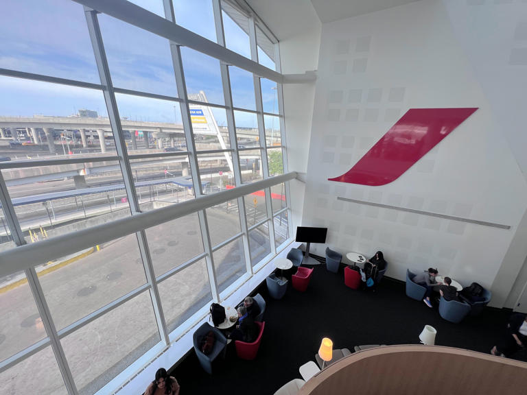 Air France-KLM brings back status match offer, including US residents ...