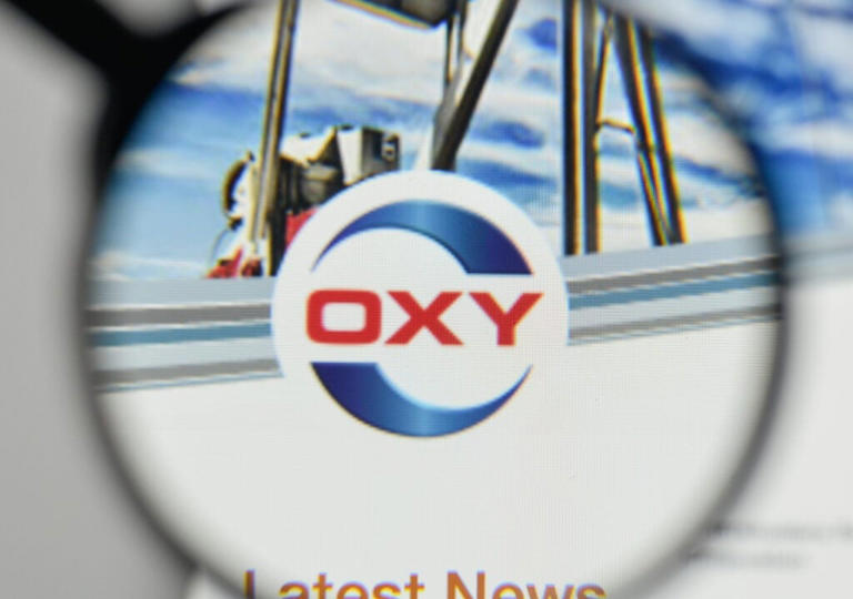 What's going on with Occidental Petroleum stock Thursday?