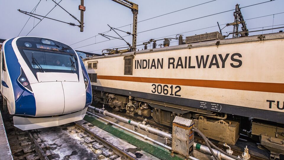 Central Railway to run over 2,100 summer special trains from Mumbai ...