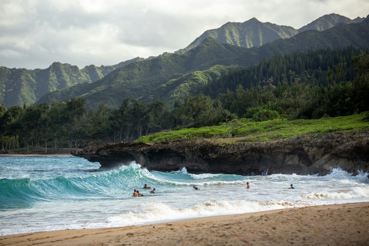 Health officials are warning travelers to avoid these popular Hawaiian ...
