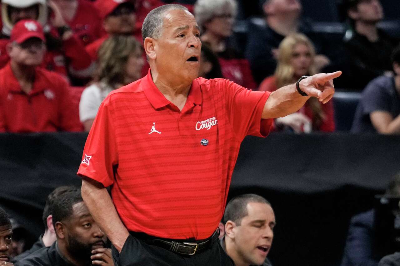 UH coach Kelvin Sampson didn't even have 24 hours to relax after loss ...