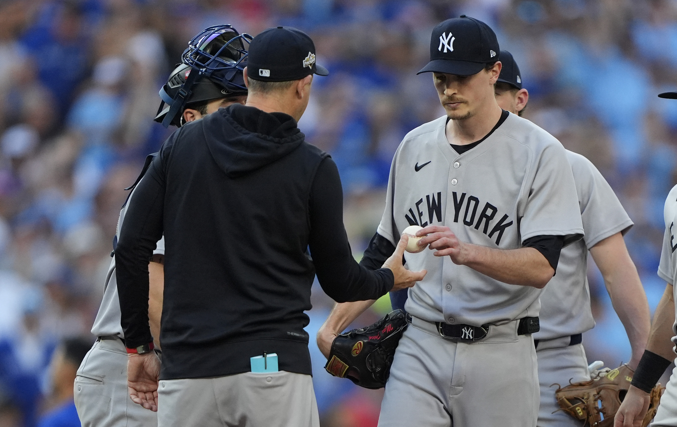 Yankees starting pitcher pulled from game abruptly for mysterious reason