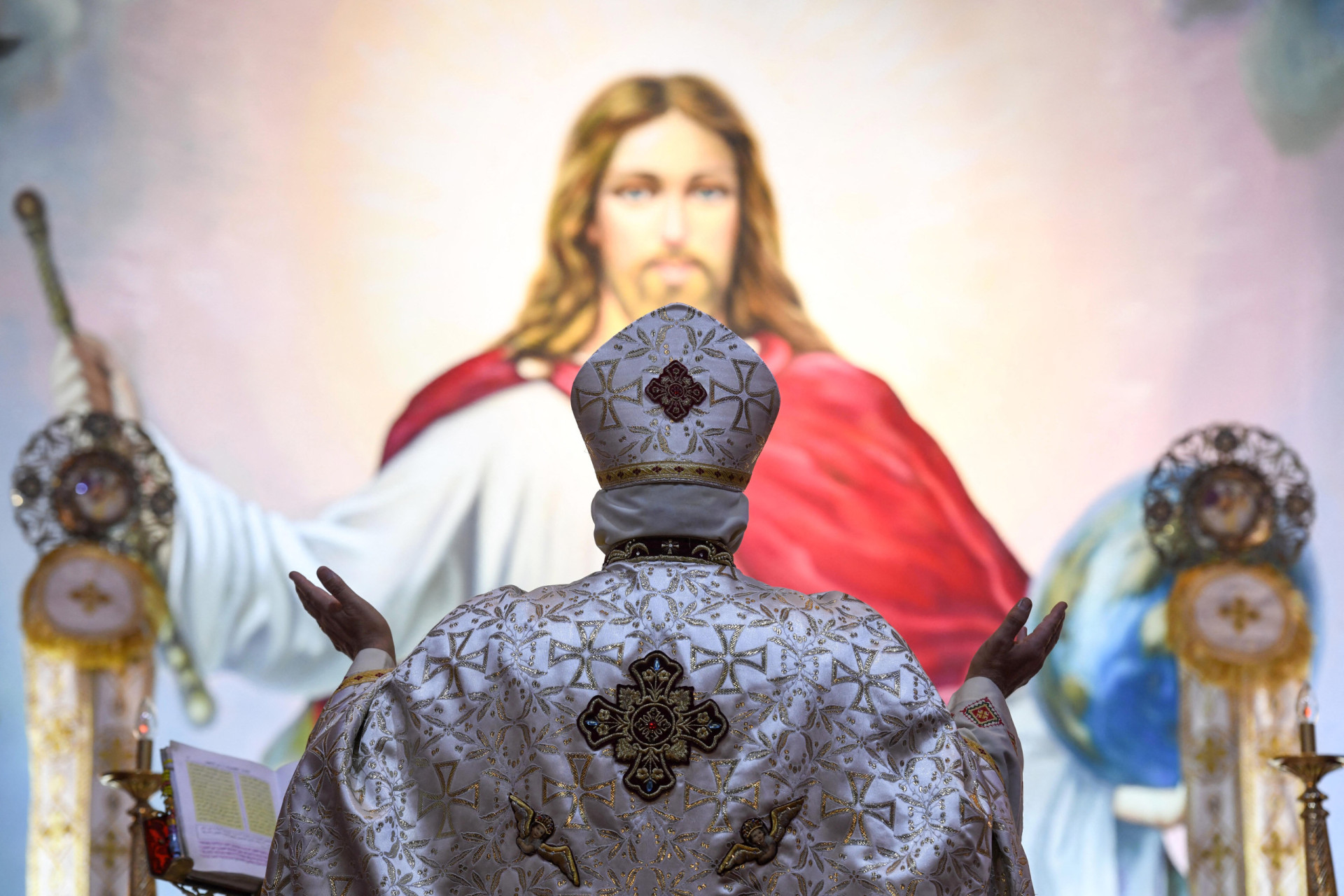 Historical secret sects rejected by early Christianity
