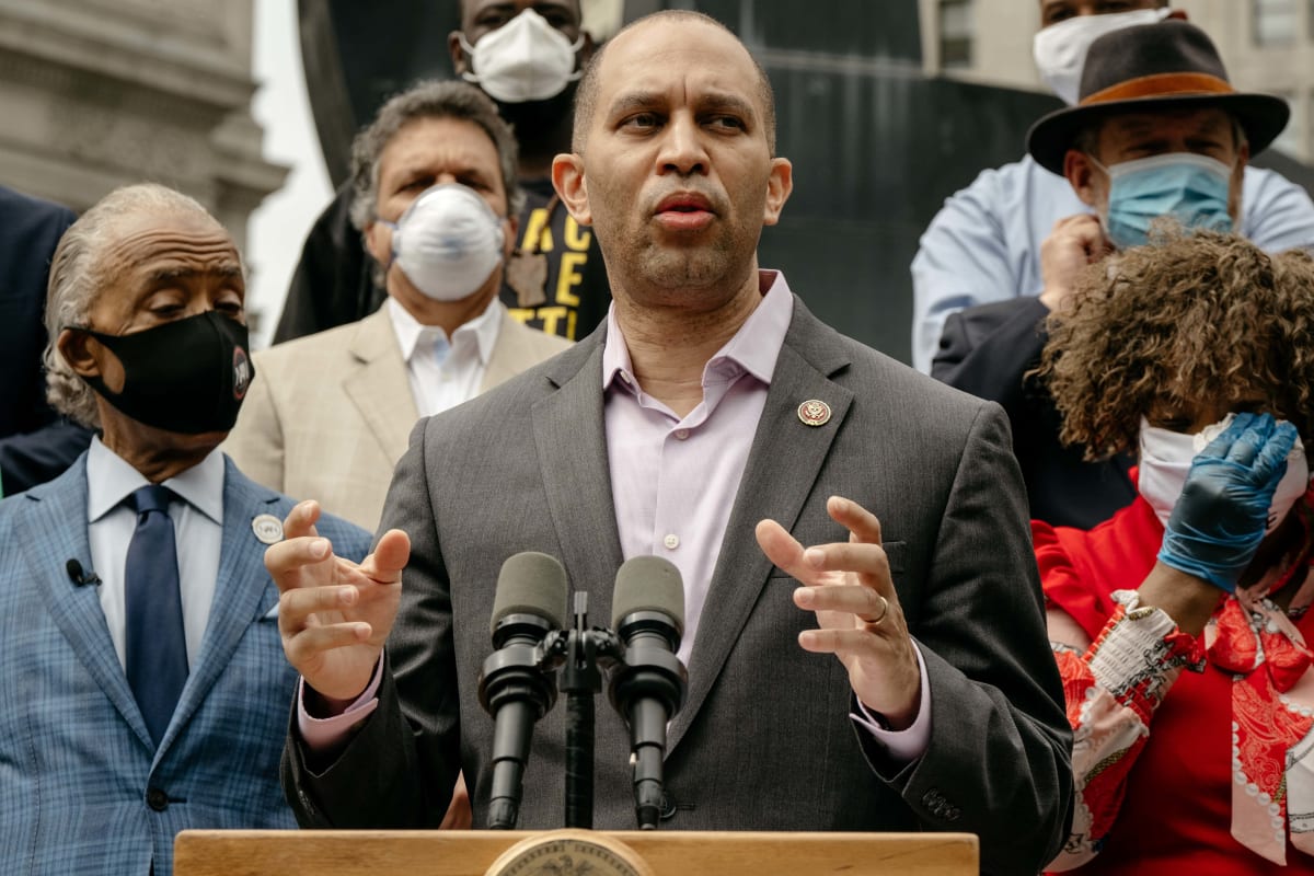 Jeffries blasts 'reckless' $200B Iran budget as healthcare axed ...