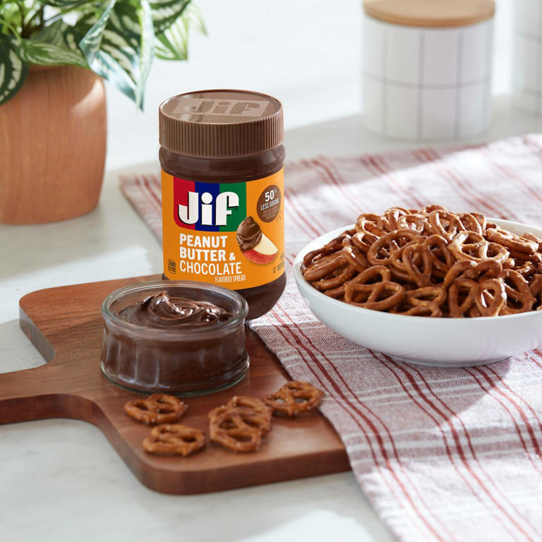Jif debuts long-awaited peanut butter combo — and it’s made with 50% ...