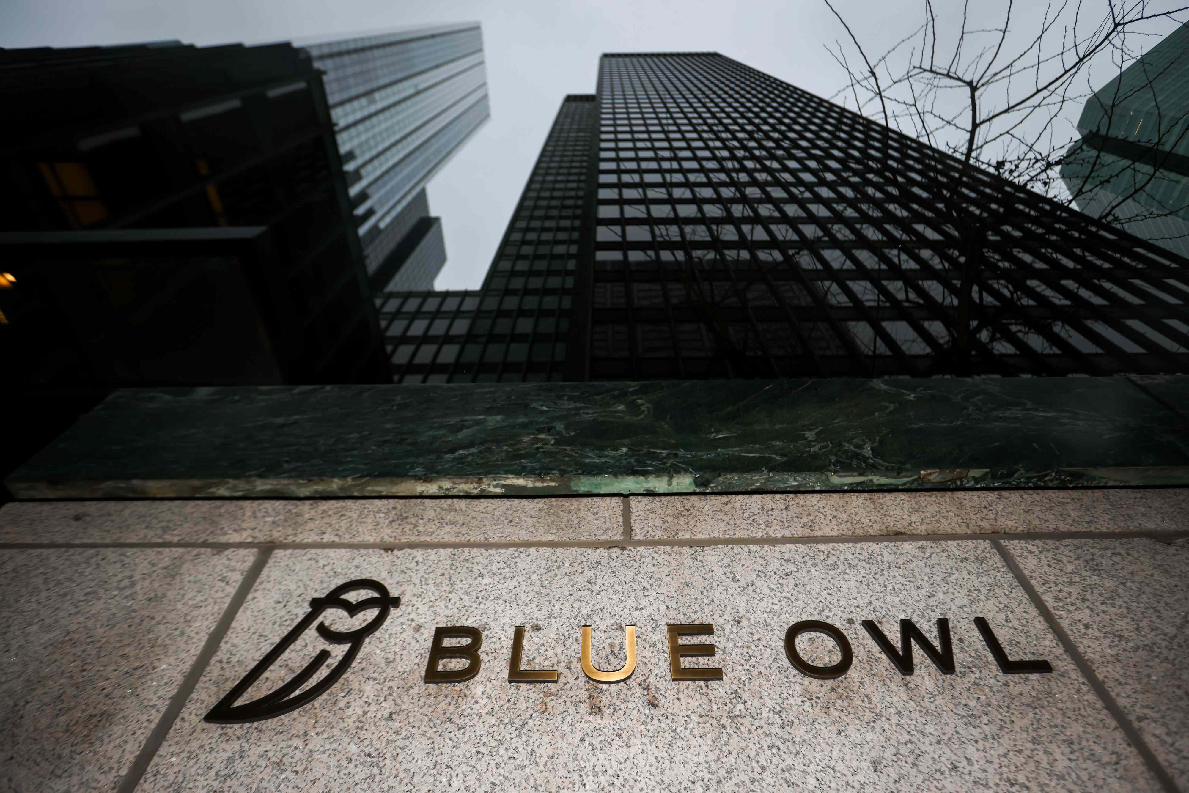 Blue Owl's latest withdrawal limits ratchet up investor concerns about ...