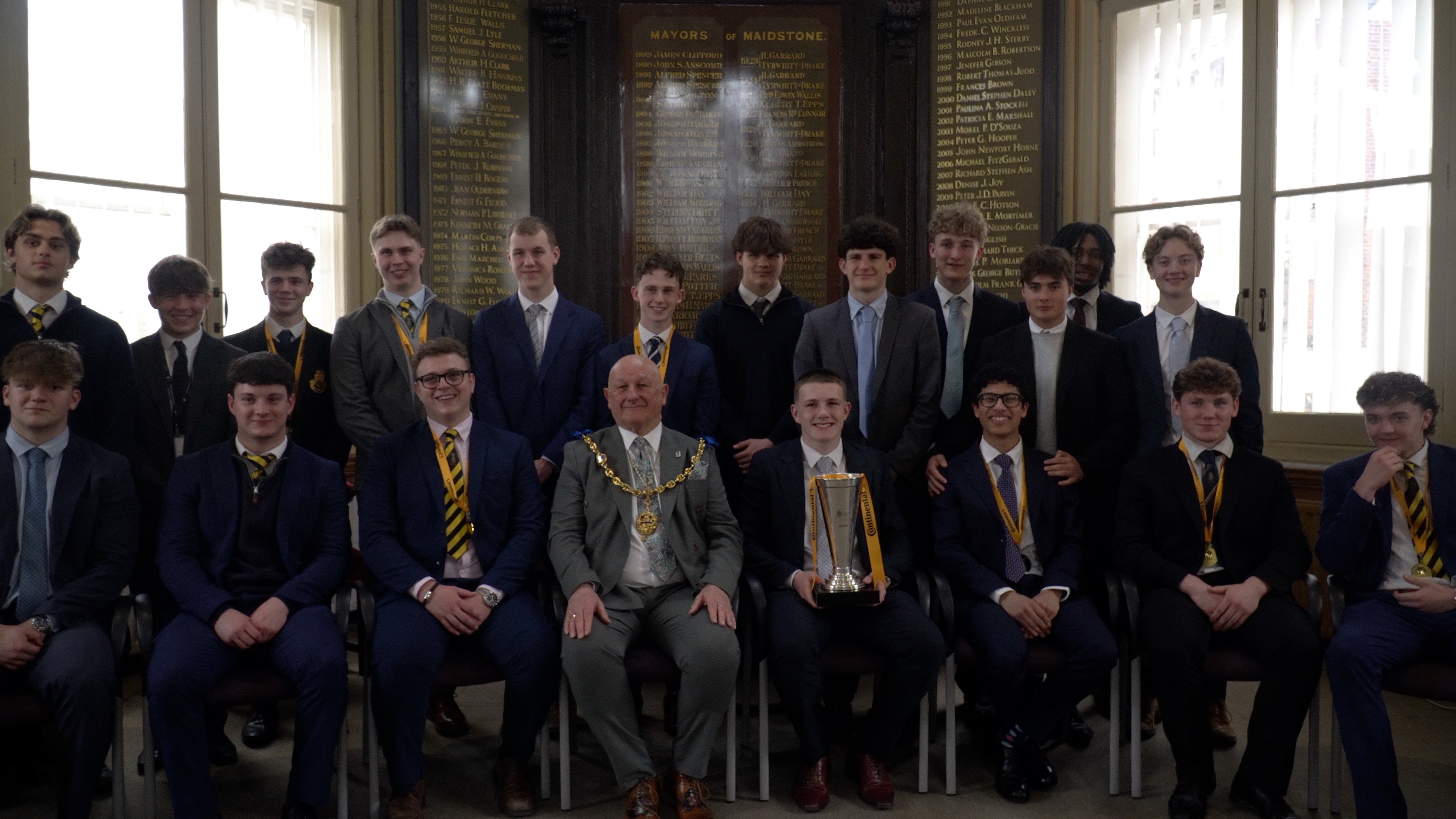 Maidstone Grammar School wins a national vase tournament