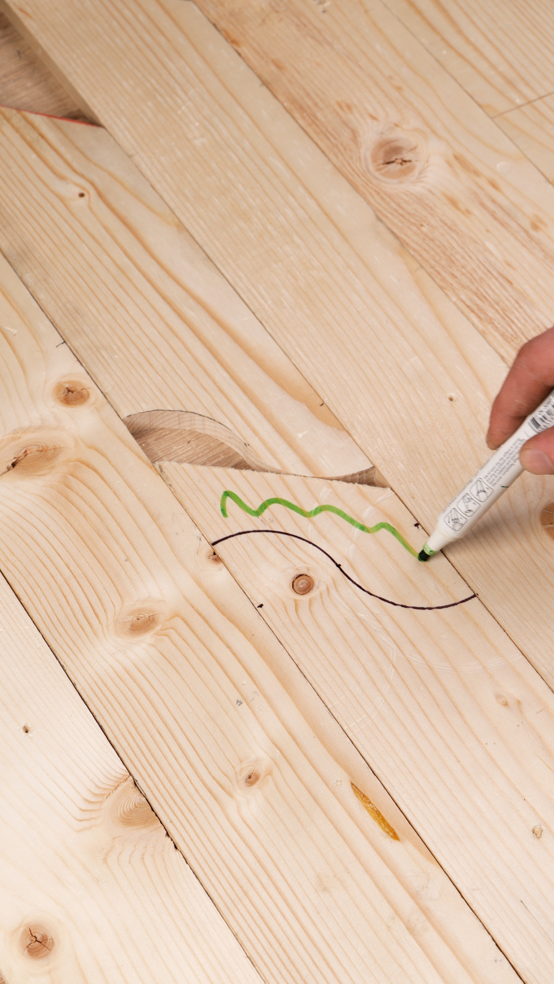 Astuce de menuiserie pour adapter le panneau