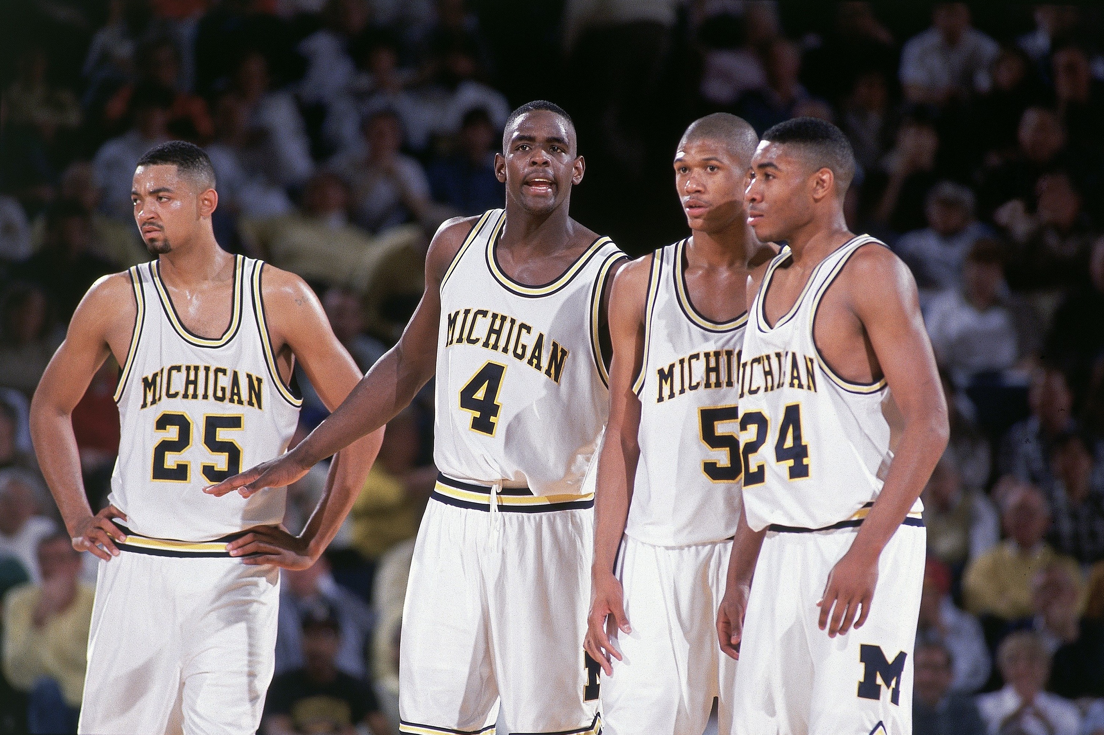 Fab Five reunite as Michigan eyes title