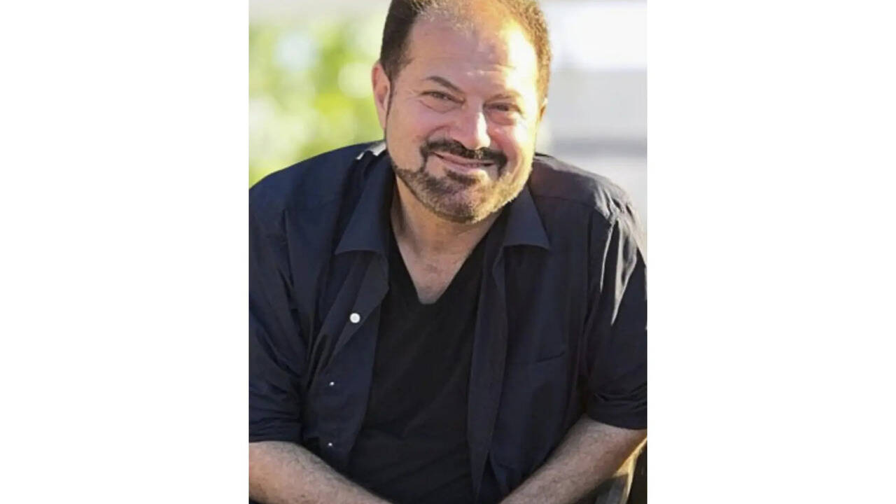 Community leaders demand release of Wisconsin mosque president detained ...