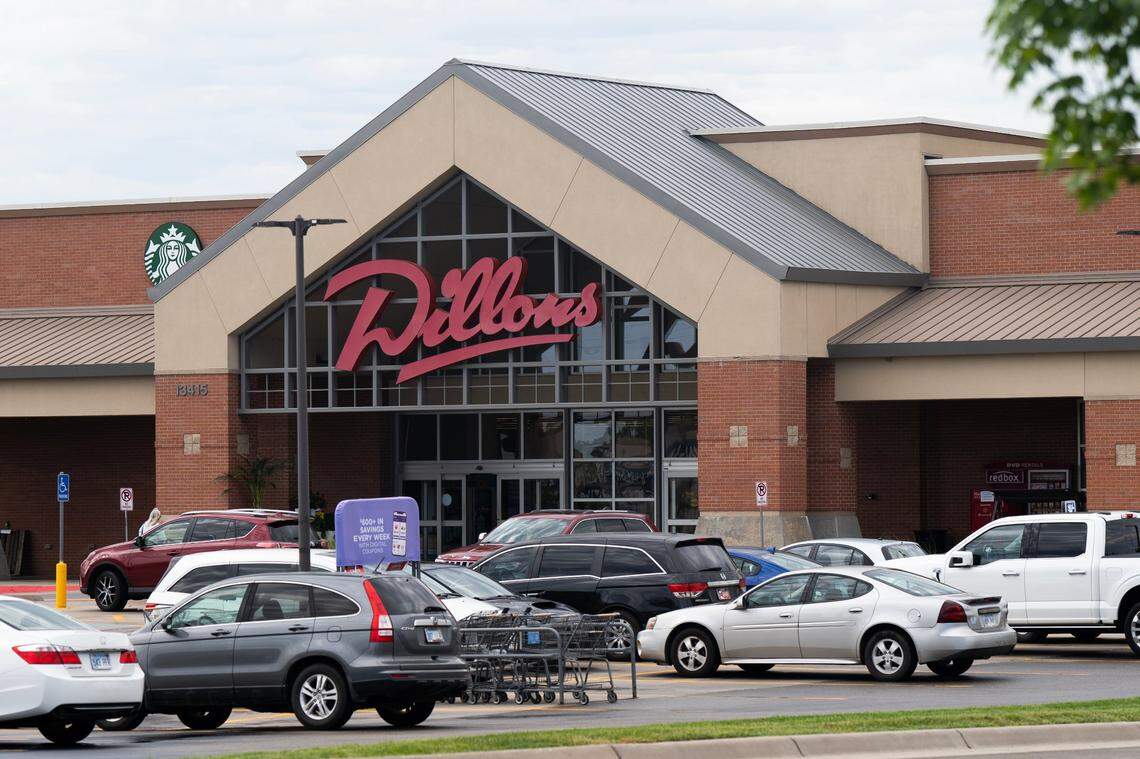 Dillons plans another Wichita grocery store, its first in more than a ...