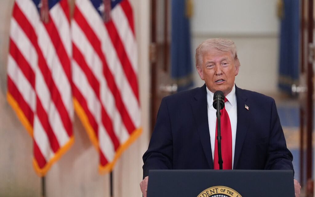 After US strikes bridge, Trump calls on Iran to make a deal 'before it ...