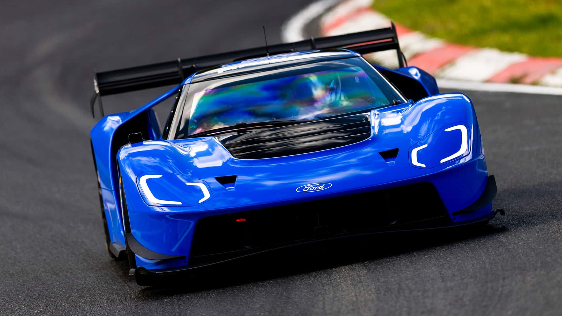 La Ford GT polverizza il record Corvette in Germania