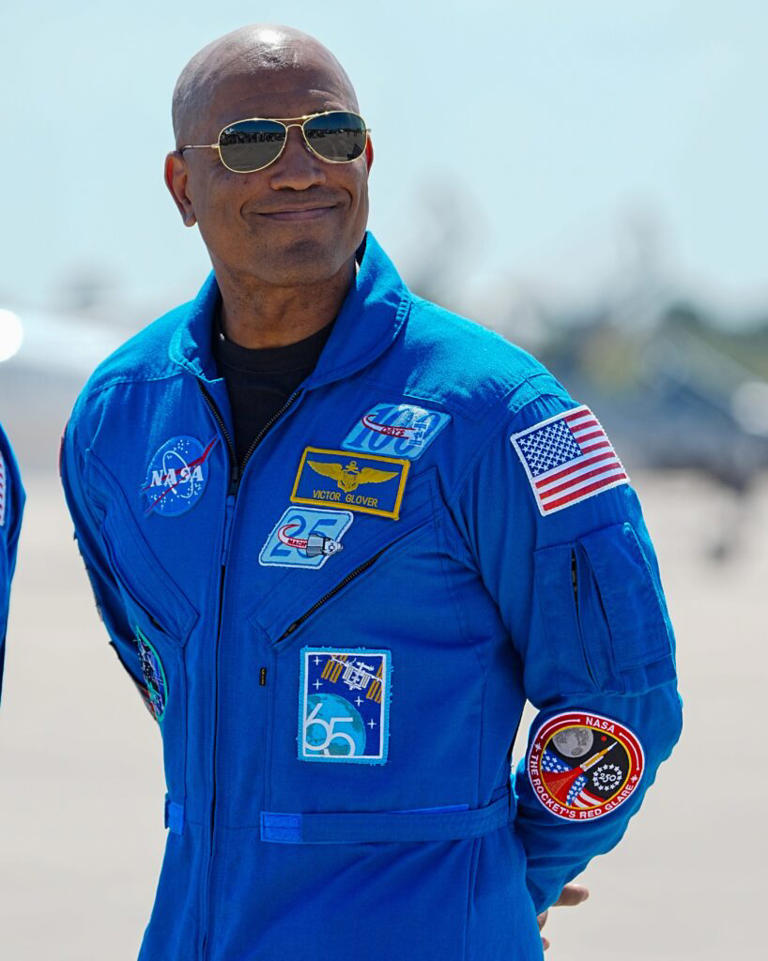 Who is Victor Glover? 3 awesome facts about former D1 athlete turned ...