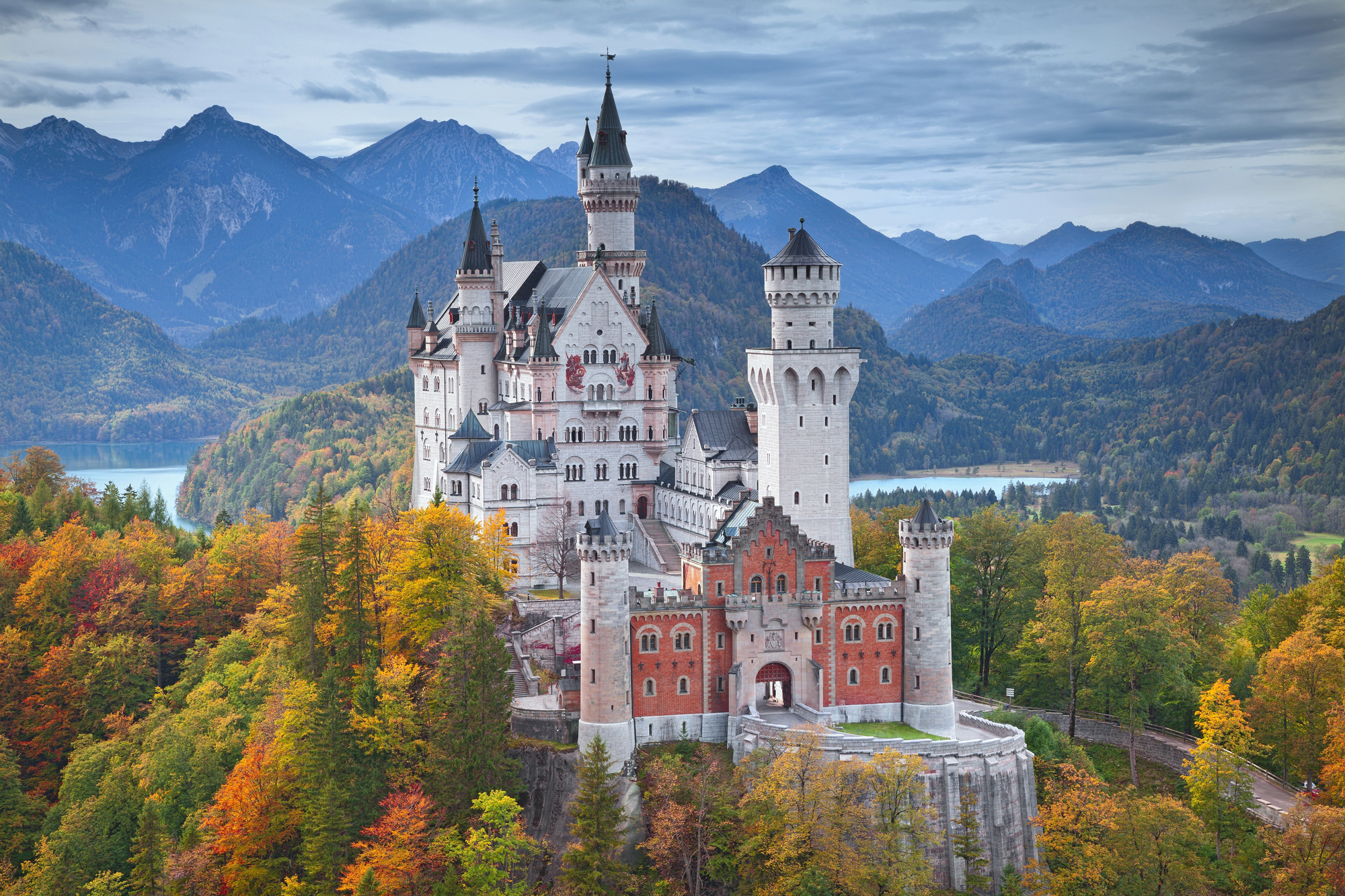 Images of 13 most stunning medieval castles located in Central Europe