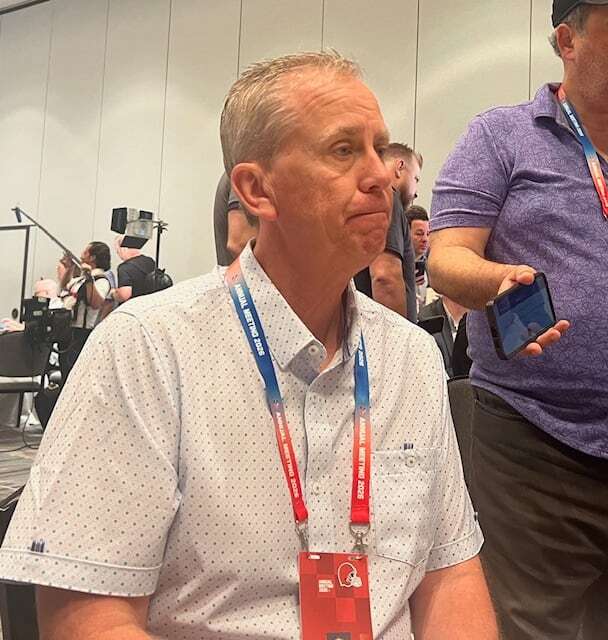 Todd Monken solves the mystery of missing his first NFL coaches group photo
