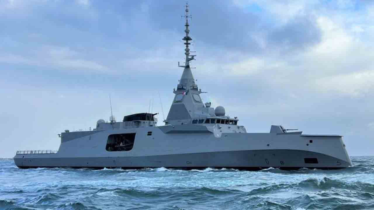 França encomenda quinta fragata FDI à Naval Group