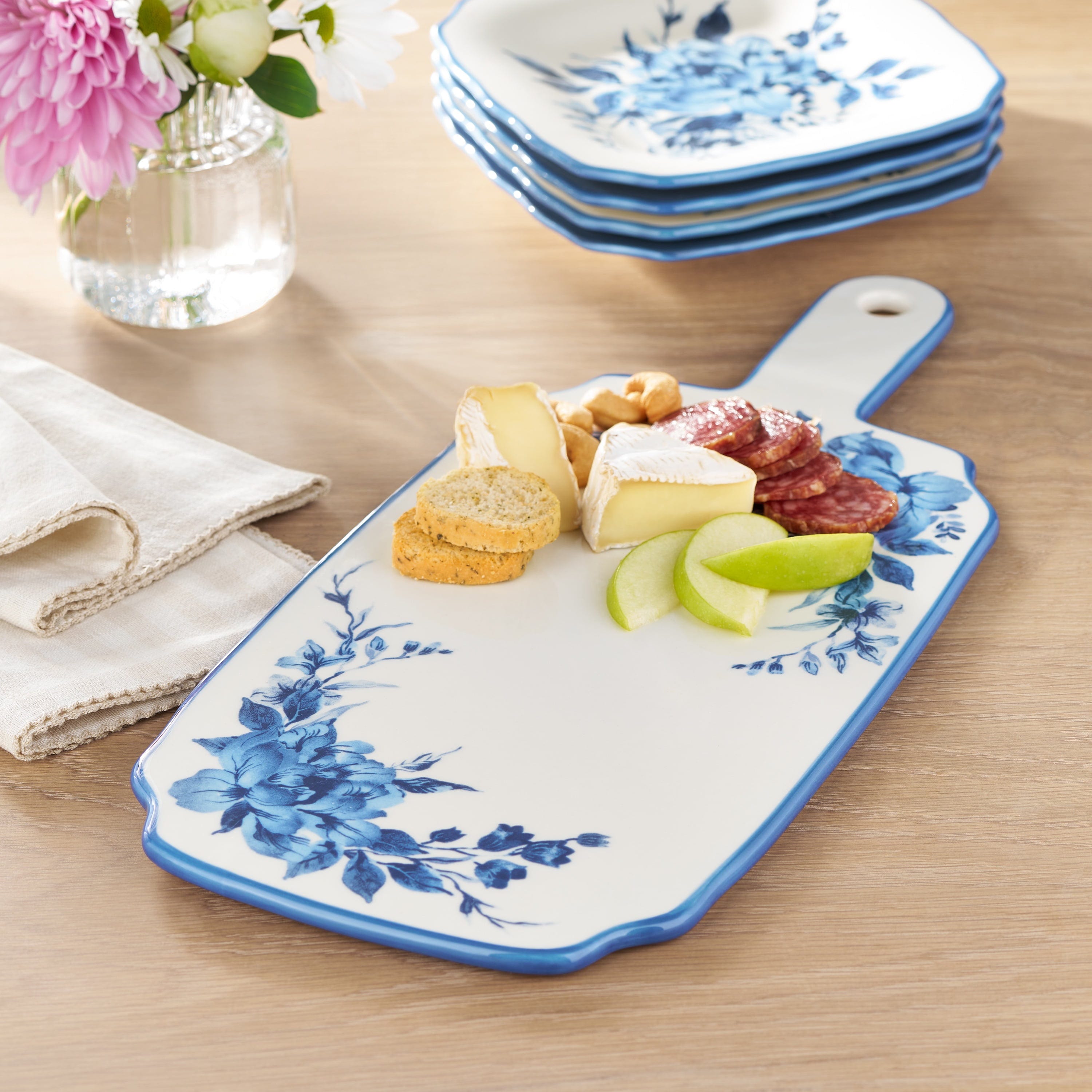 The Pioneer Woman's 5 favorite products that look just as pretty on display