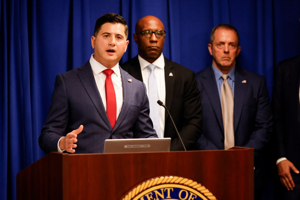 Feds go after California health care fraud in sweeping early morning ...