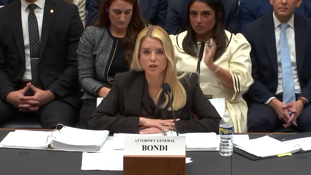 'You have Trump derangement syndrome!': Pam Bondi lashes out at Jamie ...