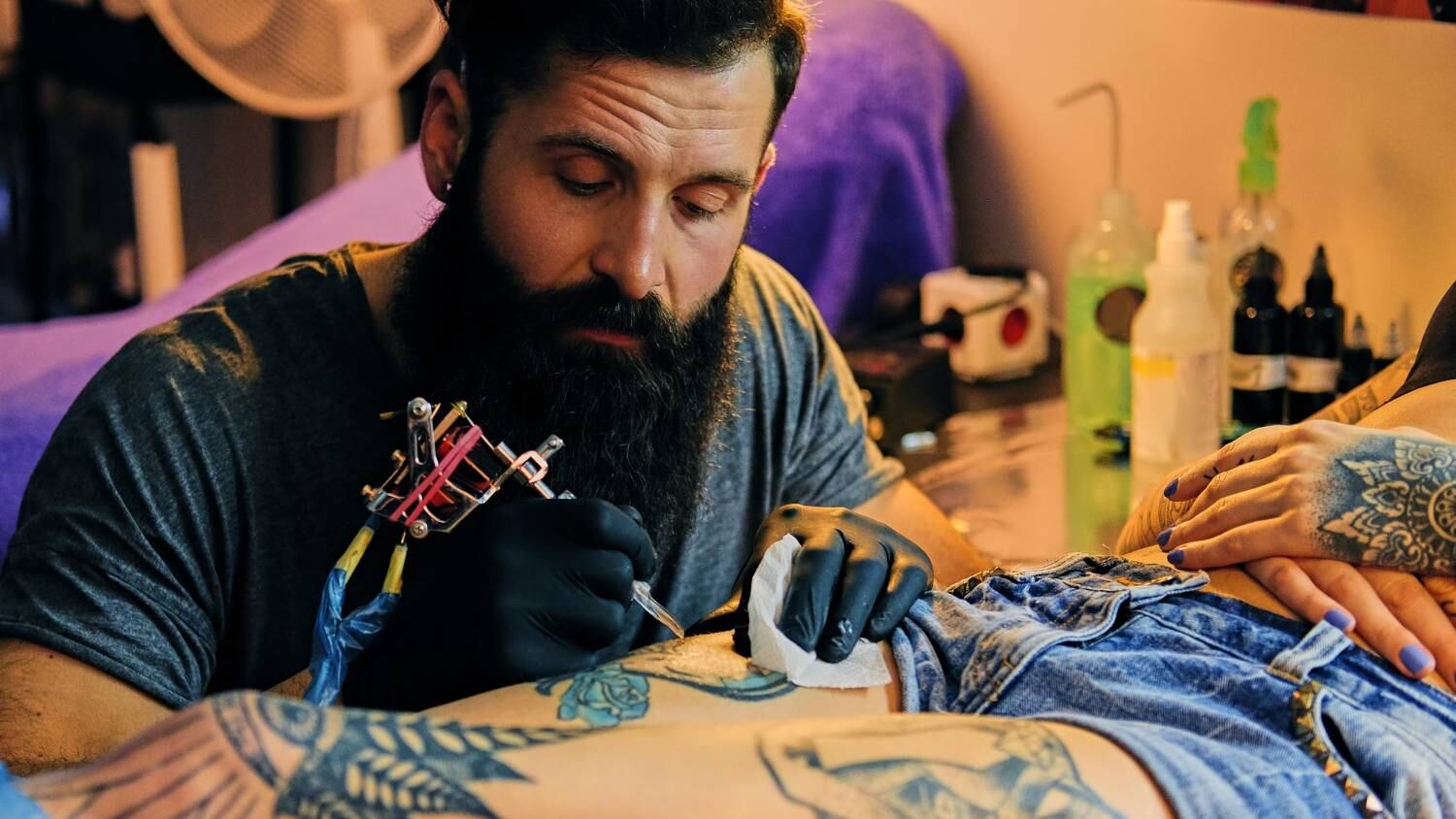 Qué significa que una persona nunca se haga tatuajes: los misterios que ...