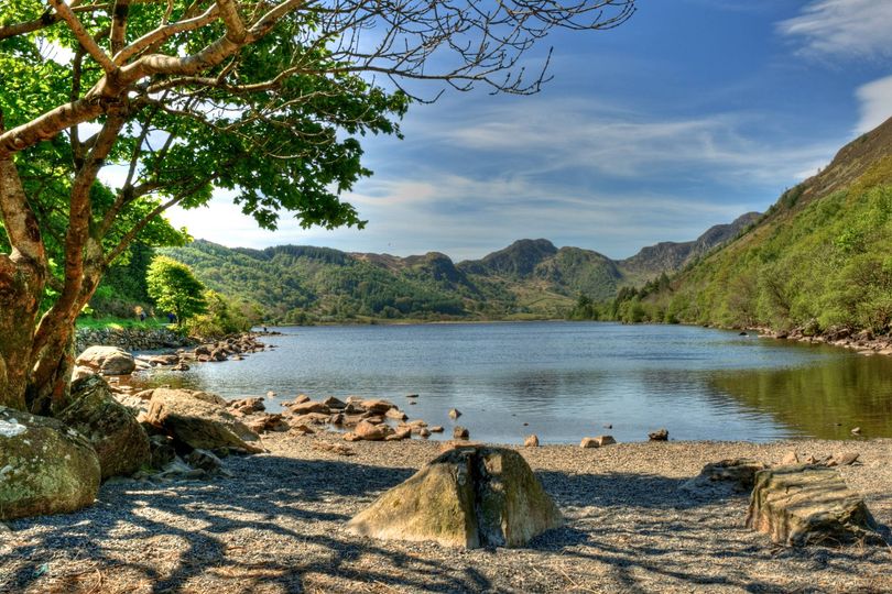 'Magical' lake just 90 minutes from Manchester with clear water and ...