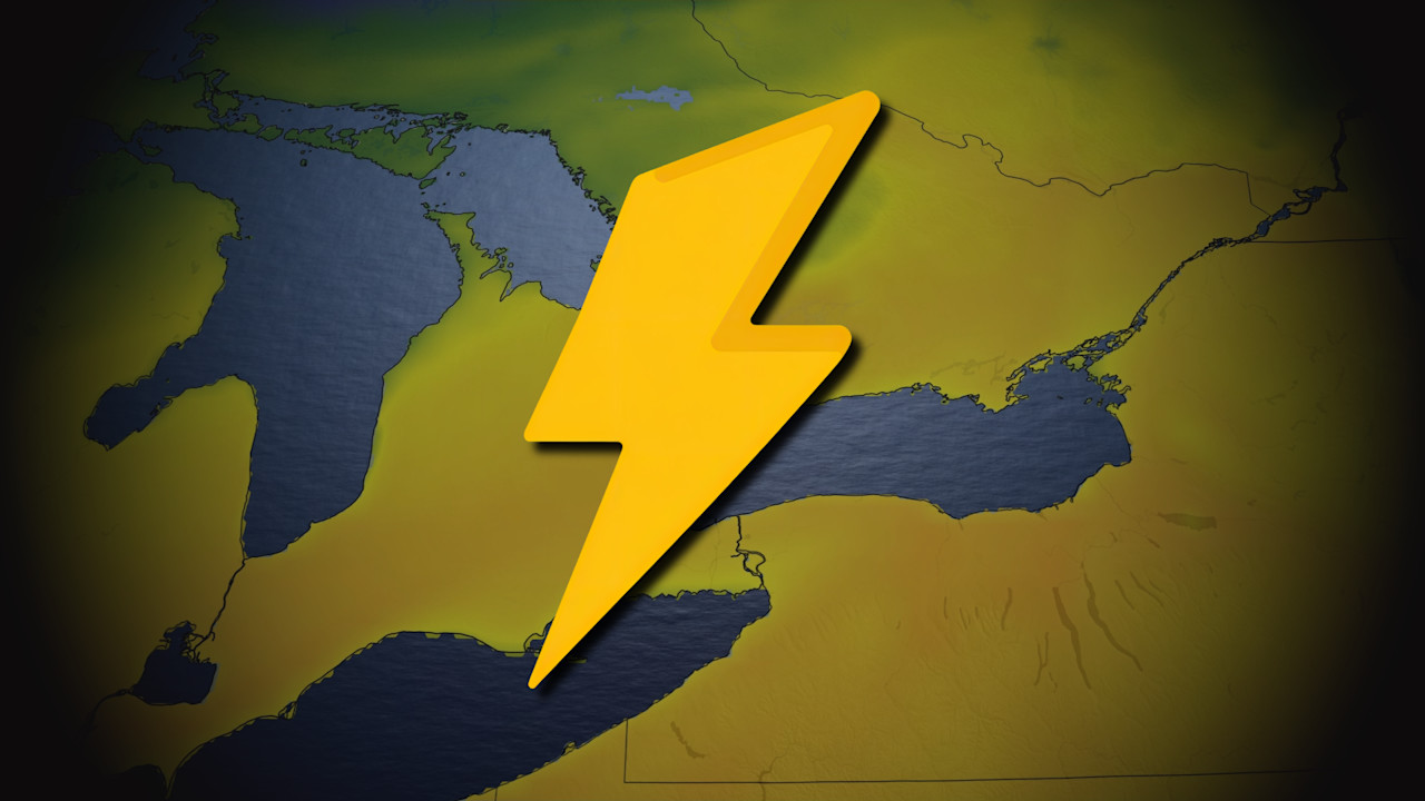 Rising thunderstorm risk, heat to mark Ontario's long weekend