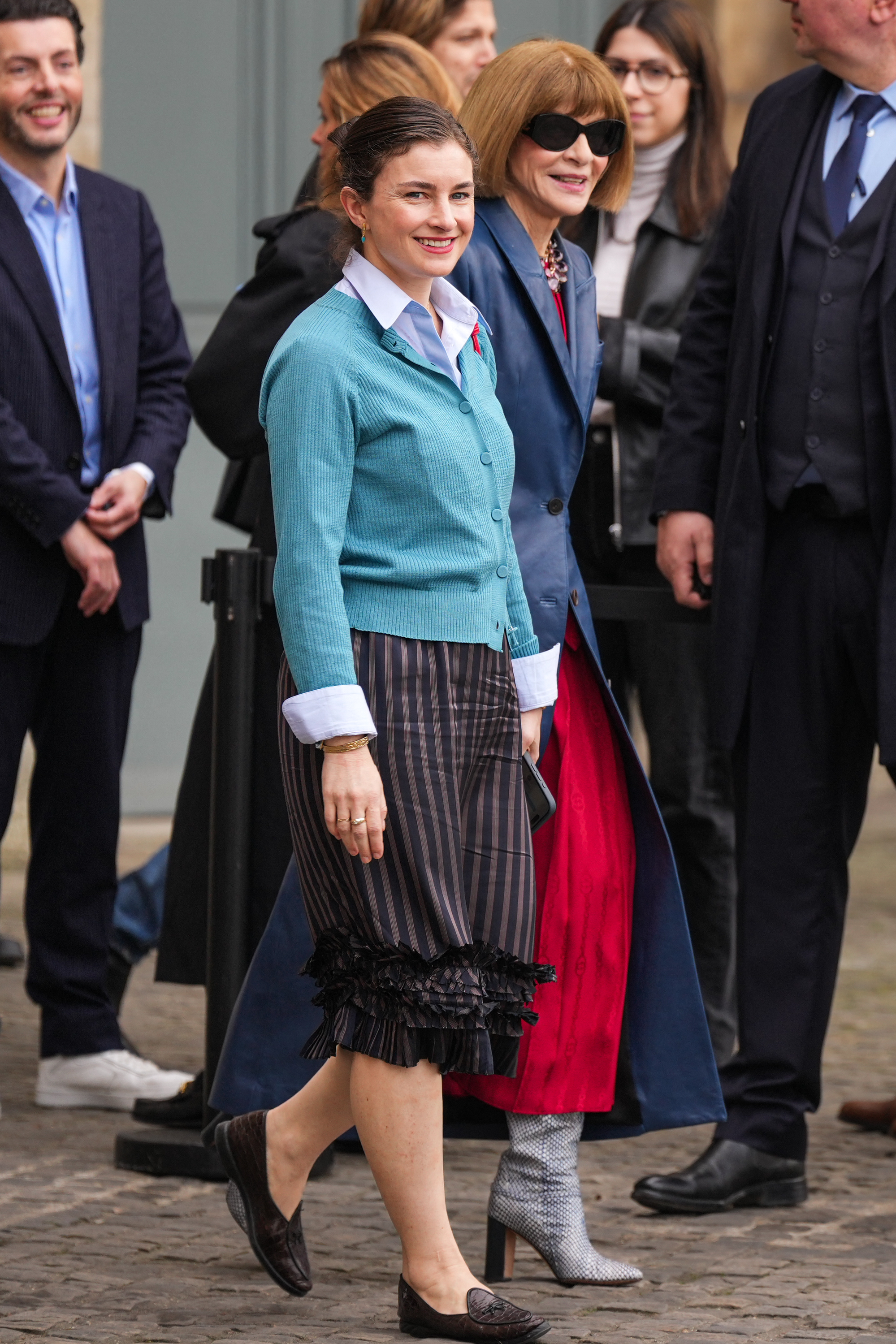Insiders irked Anna Wintour clings to Met Ball power as new chief Chloe ...