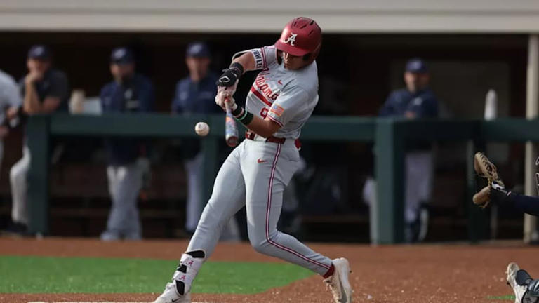 No. 16 Alabama slugs its way to series-opening win over No. 11 Oklahoma