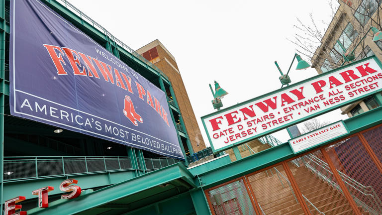 Red Sox vs. Braves current series is 1-0, Braves. How to watch tonight