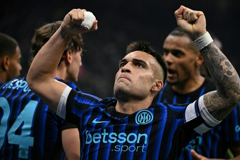 Napoli and AC Milan face off as Italy licks its World Cup wounds