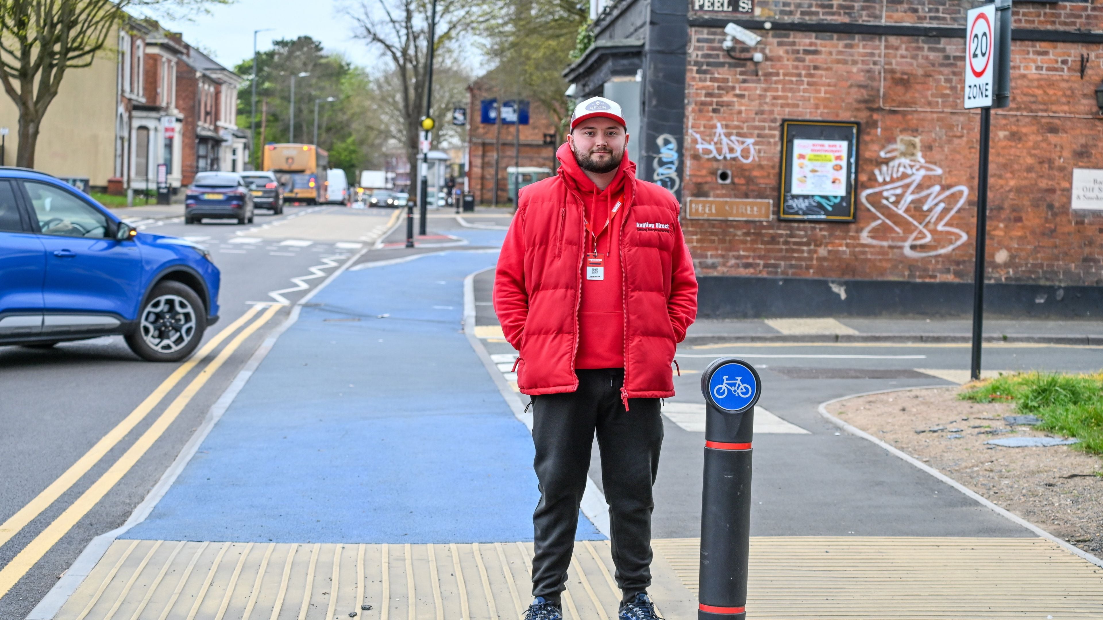 Outrage at Britain's 'most expensive' cycle lane costing taxpayers £ ...