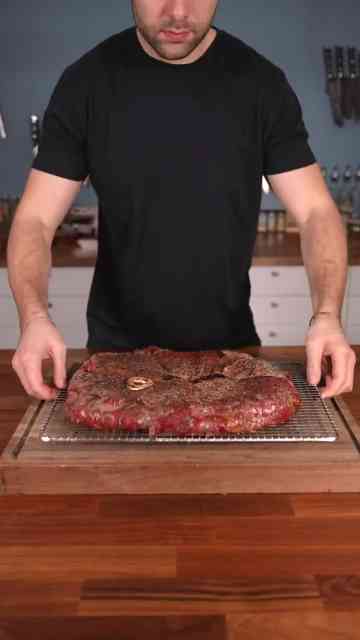 I tried a pizza steak combo - the layers built up fast