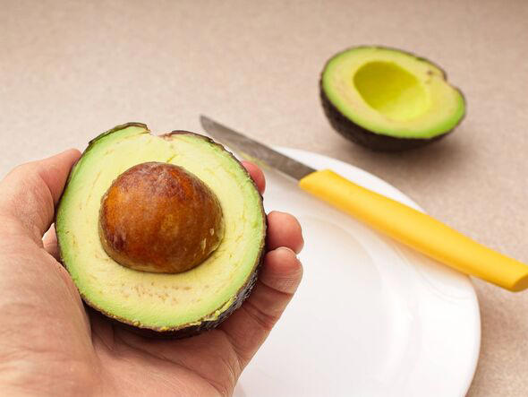 Two foods slash cholesterol 'similar to statins', cardiologists say
