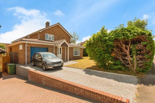 Spacious five-bedroom house with annex on the market for £875,000