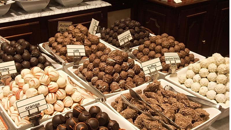 El cacao puro beneficia al corazón pero el chocolate tiene trampa