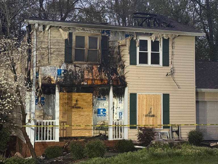 Coroner identifies 2 women, toddler killed in Greer house fire