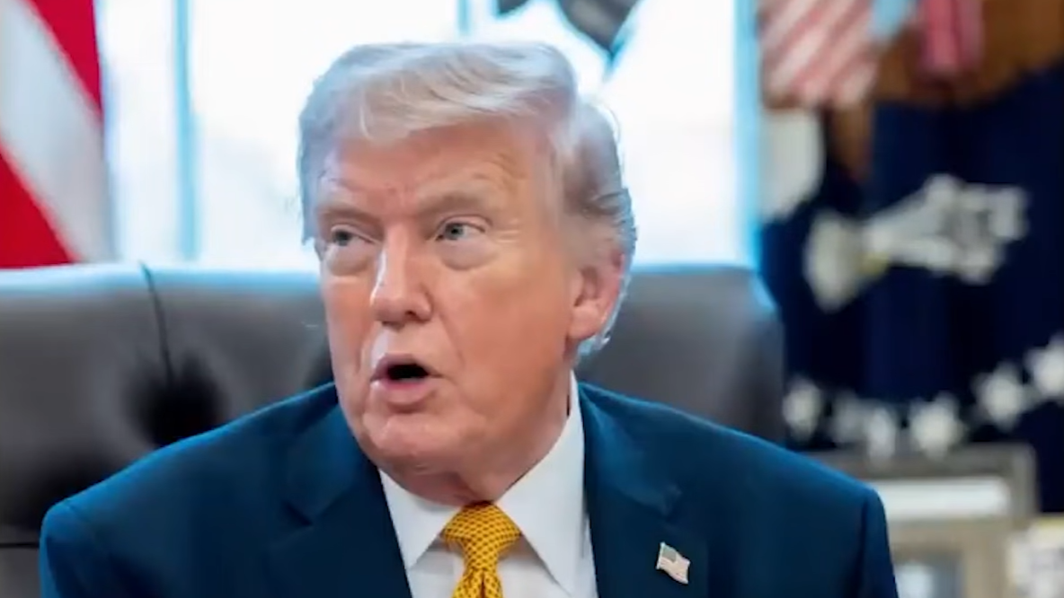 Trump posts controversial clip – then White House deletes it fast