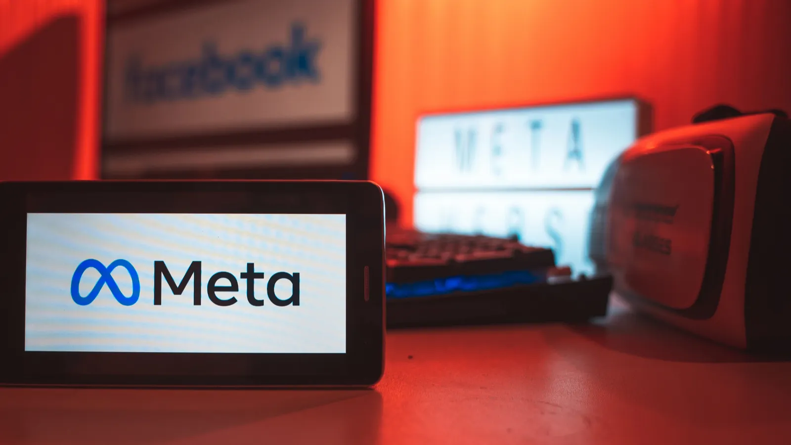 Zuckerberg’s new message to Meta employees fuels layoff speculation