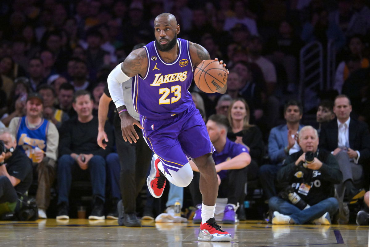 Michael Jordan vs LeBron James: Which NBA icon has the better finals ...