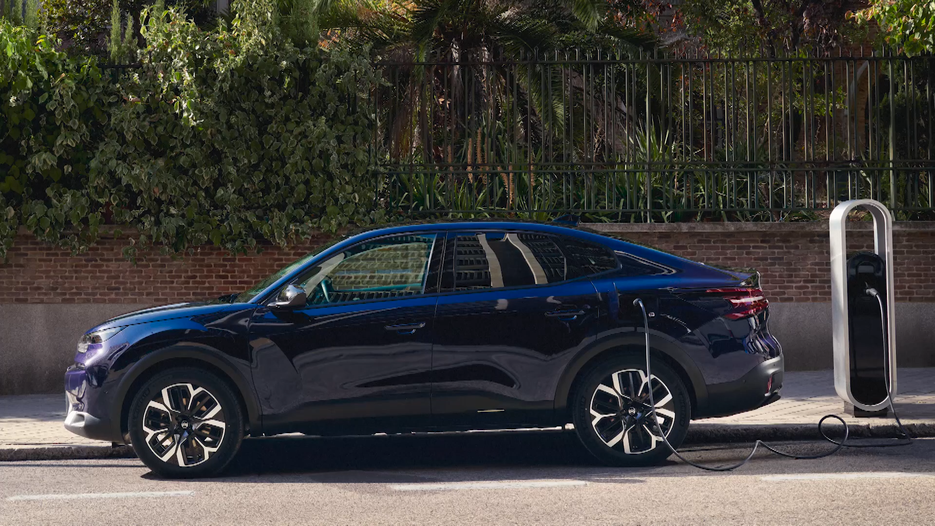 Citroën’s $30,000 sedan that thinks like an SUV